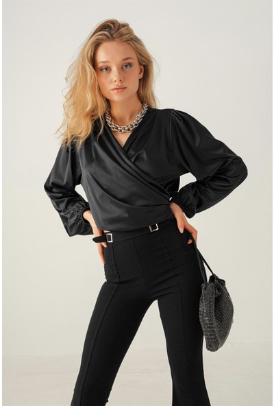 MyLove Luxury Bağlamalı Saten Bluz Siyah MyLove Luxury Bağlamalı Saten Bluz Siyah