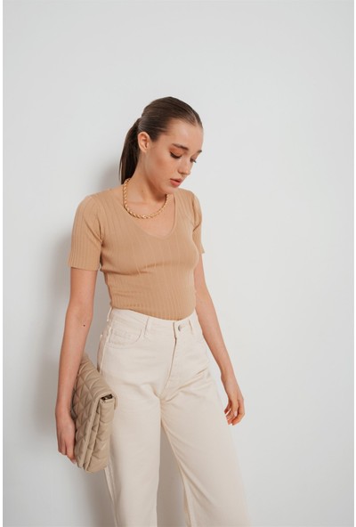 MyLove Nervürlü Kısa Kol Triko Bluz Camel