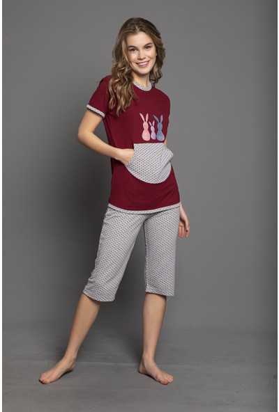 Bisiklet Yaka Kanguru Cep Detaylı Rabbit Family Bermuda Pijama Takımı