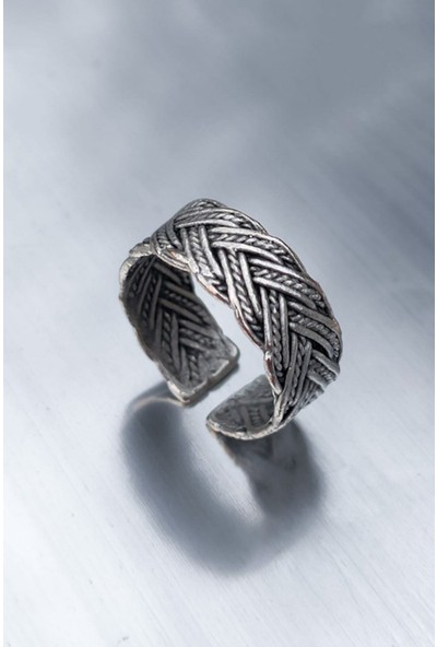 The Collection Hasır Gümüş Kaplama Ayarlanabilir Yüzük The Collection Hasır Gümüş Kaplama Ayarlanabilir Yüzük