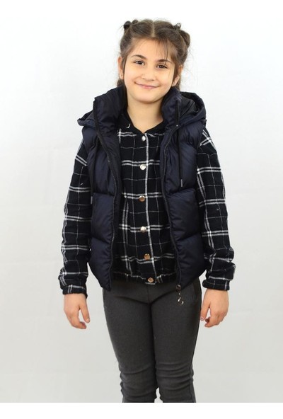 Garland Kız Çocuk Şişme Yelek - Kapüşonlu Fermuarlı Özel Üretim Garland Kız Çocuk Şişme Yelek - Kapüşonlu Fermuarlı Özel Üretim