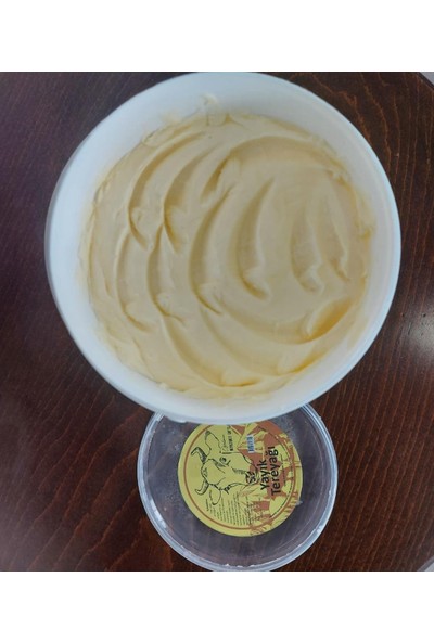 Niyazibey Çiftliği Tuzlu Doğal Yayık Tereyağı 900 gr Karadeniz Çiftlik Sütünden Gurme Lezzet Niyazibey Çiftliği Tuzlu Doğal Yayık Tereyağı 900 gr Karadeniz Çiftlik Sütünden Gurme Lezzet