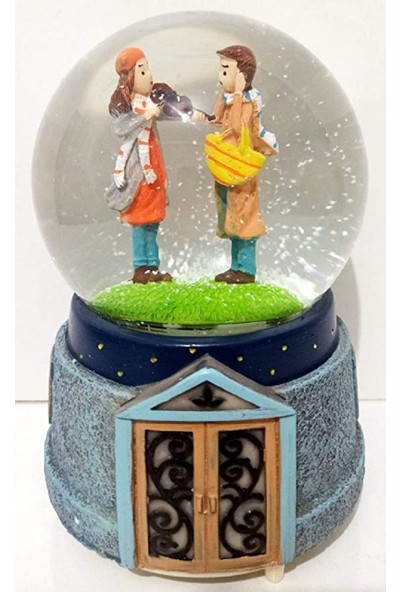 Romantik Aşıklar Işıklı Müzikli Kar Motorlu Mega Boy Kar Küresi Keman Romantik Aşıklar Işıklı Müzikli Kar Motorlu Mega Boy Kar Küresi Keman