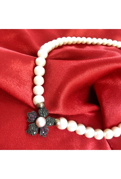 YDG Elmas Takı Pırlanta&yakut&inci Kolye YDG Elmas Takı Pırlanta&yakut&inci Kolye