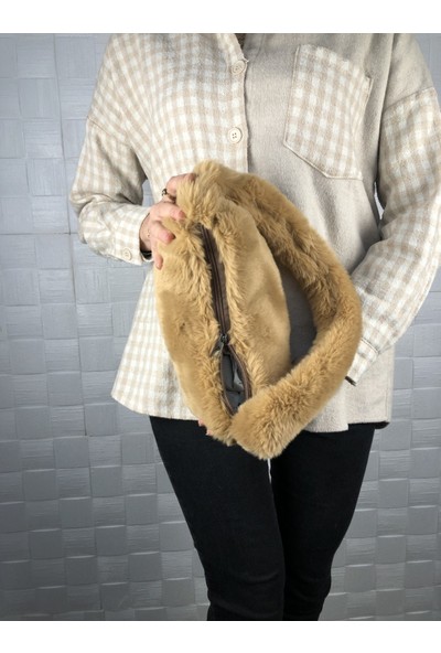 Saraçoğlu Tavşan Tüylü Peluş Kadın Omuz Kol Çantası