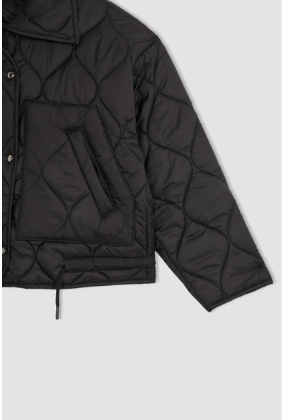 DeFacto Standart Fit Kapitone Kumaşlı Ince CEKET X7883AZ22SP