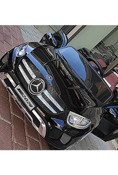 Mercedes C200 4x4 Bluetooth Kumandalı 4x4 Akülü Araba