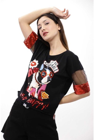 Modaline Varaklı Köpek Baskılı T-Shirt