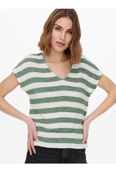 Only 15252103 V Yaka Kolsuz Yatay Cizgili Bayan Body - Yesil Ekru Ciz Only 15252103 V Yaka Kolsuz Yatay Cizgili Bayan Body - Yesil Ekru Ciz