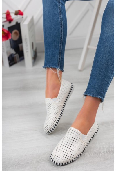 Xstreet Msr-01 Delikli Kadın Babet Ayakkabı Xstreet Msr-01 Delikli Kadın Babet Ayakkabı