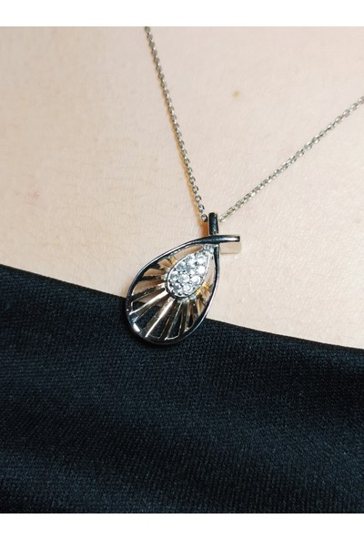 Fiyonklu ve Damla Gümüş Kolye