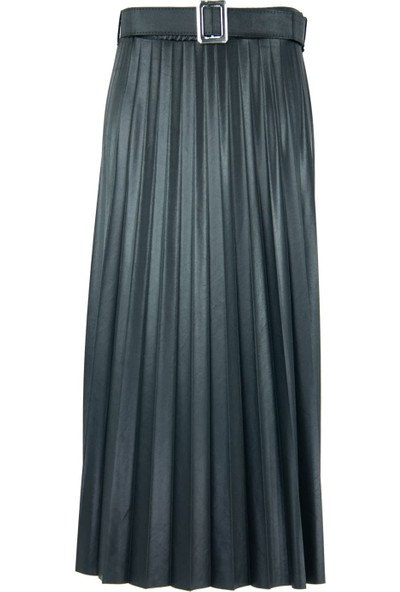 Oppland Kadın Siyah Etek Pilili Deri Görünümlü Penye Beli Lastikli ve Kemerli Oppland Kadın Siyah Etek Pilili Deri Görünümlü Penye Beli Lastikli ve Kemerli