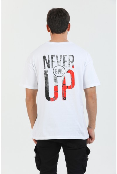 Quilez Unisex Beyaz Renk Gıveup Baskılı Oversize T-Şhirt