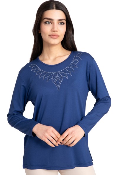 Mutlu City Yeni Sezon 2022 Kadın Orta Yaş ve Üzeri Likralı Yaka Taş Işlemeli Anne Penye Bluz 6270-İNDIGO Mavisi Mutlu City Yeni Sezon 2022 Kadın Orta Yaş ve Üzeri Likralı Yaka Taş Işlemeli Anne Penye Bluz 6270-İNDIGO Mavisi