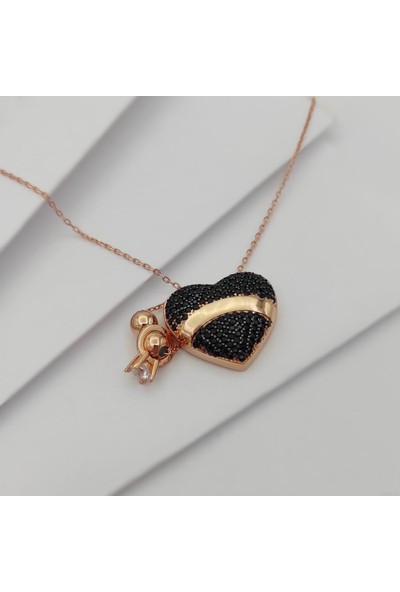 Gumush Gümüş Kalp ve Tek Taş Model Kolye 925 Ayar