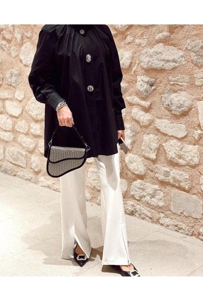 Saga Önü Taş Detaylı Gömlek