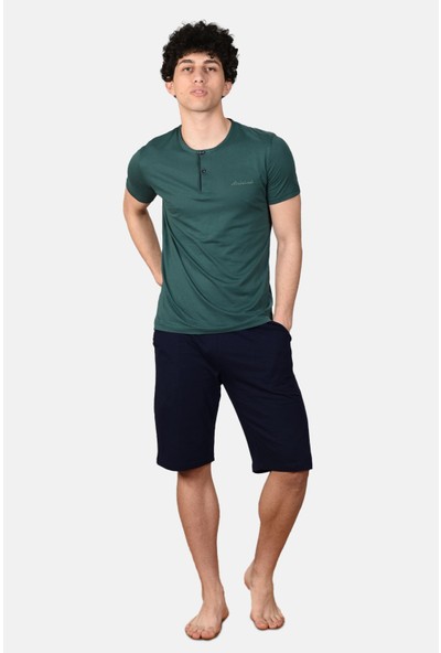 Malabadi Erkek 2 Li Takım Düğmeli Yaka Şortlu Yazlık Pijama Takımı 6022 Malabadi Erkek 2 Li Takım Düğmeli Yaka Şortlu Yazlık Pijama Takımı 6022