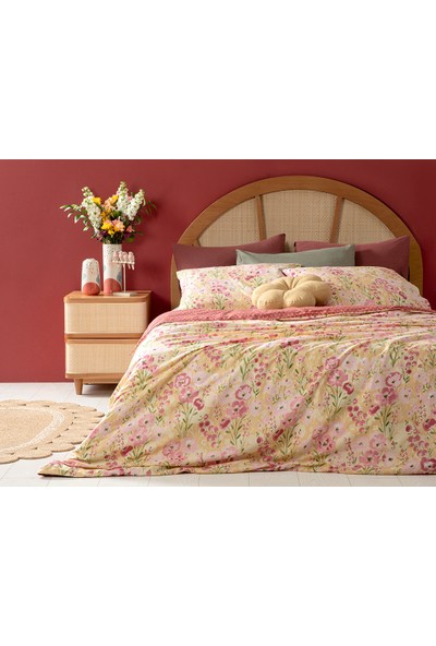 English Home Clarkia Pamuklu Çift Kişilik Nevresim Seti 200X220 cm Sarı English Home Clarkia Pamuklu Çift Kişilik Nevresim Seti 200X220 cm Sarı
