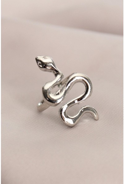 Kırmızı Papyon Ayarlanabilir Gümüş Renk Yılan Yüzük Kırmızı Papyon Ayarlanabilir Gümüş Renk Yılan Yüzük