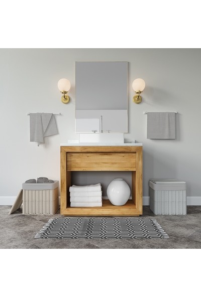 Tropikhome Banyo Paspası Siyah Beyaz Baskılı 50X80 Püsküllü Polyester Kaymaz Tabanlı Duş Paspası