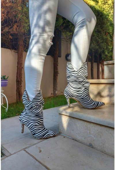 udbyswoman Olav Zebra Desenli Topuklu Bot