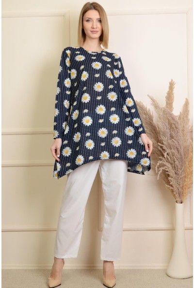 Pınkmark Kadın Lacivert Çiçek Desenli Tunik Beyaz Pantolon Takım PMTK25461