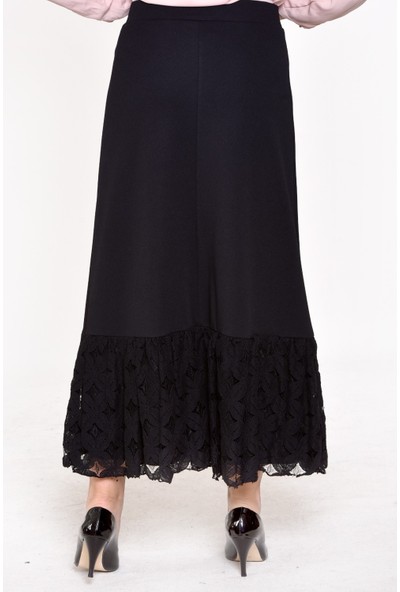 By Piera Dantel Detaylı Krep Etek 0323 By Piera Dantel Detaylı Krep Etek 0323