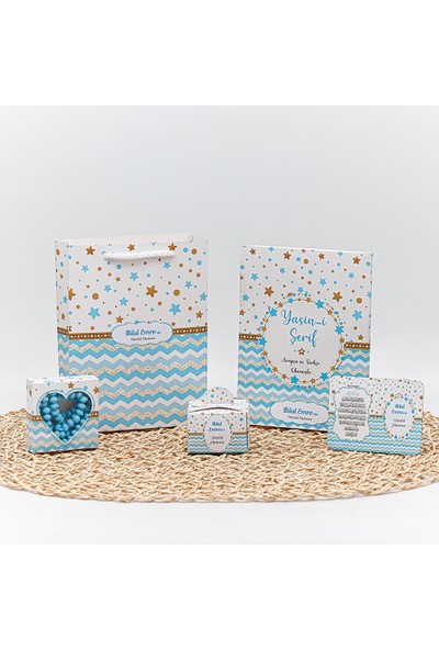 Luxuriant Home Bebek Mevlüt 5'li Set Yasin Tesbih Çanta Magnet Lokum Kutusu Isim Etiketli 10 Adet Luxuriant Home Bebek Mevlüt 5'li Set Yasin Tesbih Çanta Magnet Lokum Kutusu Isim Etiketli 10 Adet