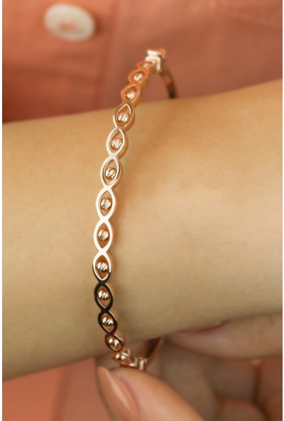 Akay Gold Dorika Detaylı Göz Motif Kelepçe Akay Gold Dorika Detaylı Göz Motif Kelepçe