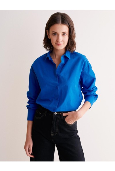 Jimmy Key Kadın Mavi Bol Kesim Arkası Uzun Pamuk Gömlek