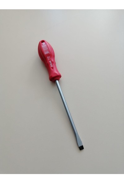 Cerpa-Norm Düz Tornavida 7150 Cerpa-Norm Düz Tornavida 7150