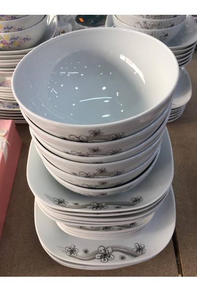 Beatushome 24 Parça Kare Porselen Yemek Takımı