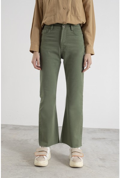 Paçası Kesik Kot Pantolon Yeşil