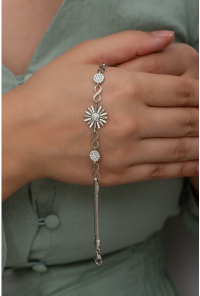 Zirkon Taş Papatya Gümüş Bayan Bileklik