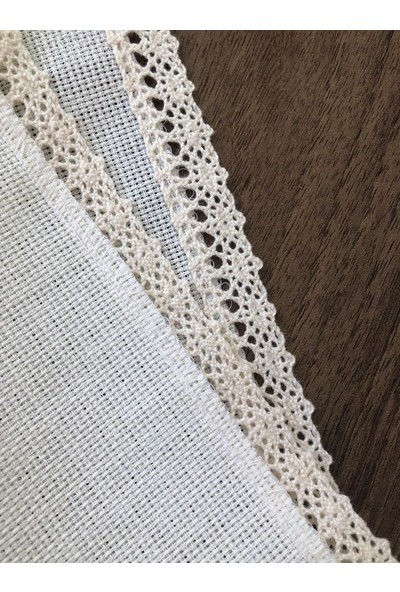 İpekçe Oval Dantelli Işlemelik Runner İpekçe Oval Dantelli Işlemelik Runner