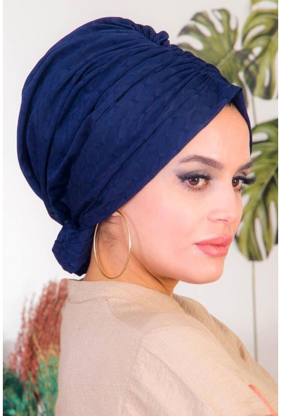 Aişe Tesettür Lacivert Ponpon Tokalı Bone - 40408