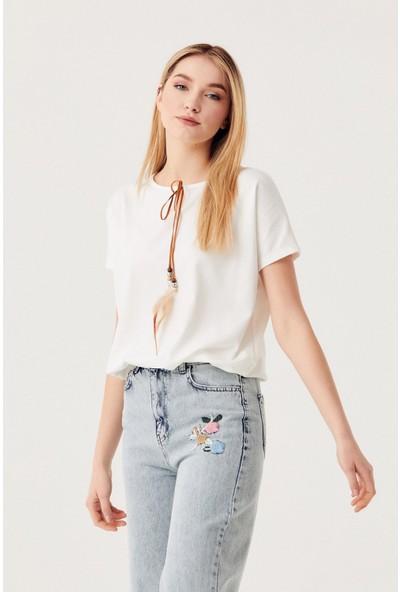 Beli Lastikli Kolyeli Bluz Beli Lastikli Kolyeli Bluz
