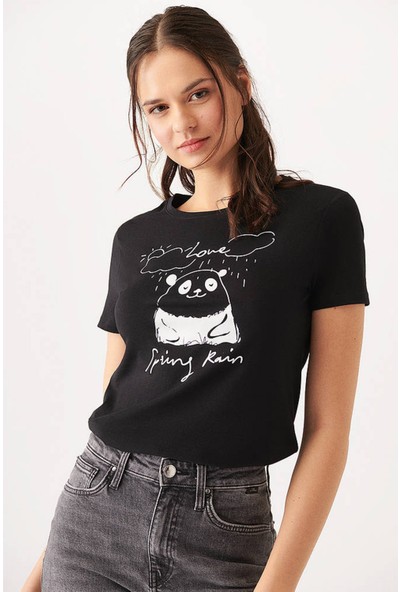 Mavi Kadın Panda Baskılı Siyah Tişört 1610081-900 Mavi Kadın Panda Baskılı Siyah Tişört 1610081-900