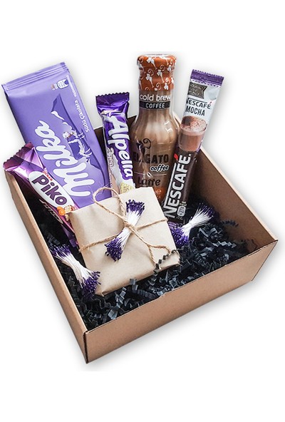 Çikolatalı Hediye Kutusu Tüm Özel Günler Mor Konsept 2 Çikolatalı Hediye Kutusu Tüm Özel Günler Mor Konsept 2