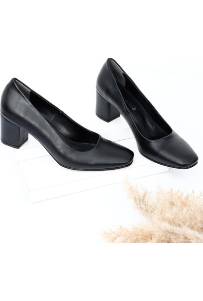 Gönderi(R) Gön Küt Burun Kalın Topuklu Kadın Klasik Ayakkabı 37800