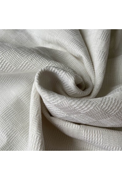 Ak-teks Tekstil Pike Kumaşı Dama Modeli Pamuklu Dikişsiz ( 240 cm En ) ( 150 cm Boy ) Ak-teks Tekstil Pike Kumaşı Dama Modeli Pamuklu Dikişsiz ( 240 cm En ) ( 150 cm Boy )