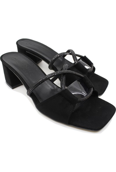 Potincim Ecm 2126 Süet Kadın Büyük Numara 5 cm Topuk Terlik Siyah Potincim Ecm 2126 Süet Kadın Büyük Numara 5 cm Topuk Terlik Siyah