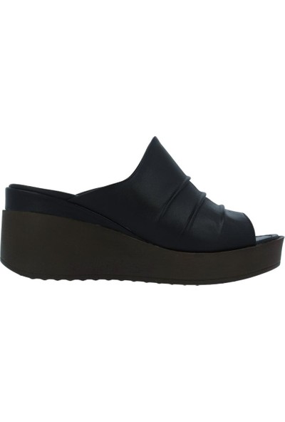 Albini 110542 Hakiki Deri Dolgu Topuk Kadın Terlik Siyah Albini 110542 Hakiki Deri Dolgu Topuk Kadın Terlik Siyah