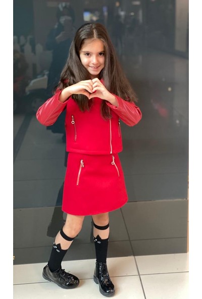 Kız Çocuk Deri Detaylı Kırmızı Etek Takım