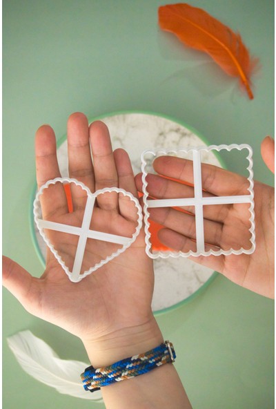 Pagina Tırtıklı Kare Ve Kalp Kurabiye & Şeker Hamuru Kalıbı Pagina Tırtıklı Kare Ve Kalp Kurabiye & Şeker Hamuru Kalıbı