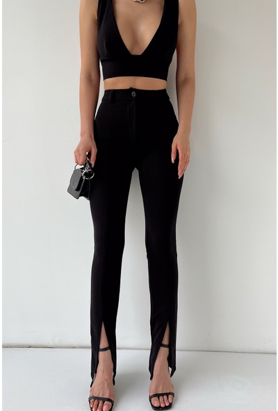 Ciqulata Yırtmaçlı Klasik Kumaş Pantolon Siyah Ciqulata Yırtmaçlı Klasik Kumaş Pantolon Siyah