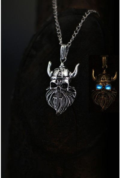 Dukkanka Karanlıkta Parlayan Viking Adam Mavi Neon Gözlü Kolye Dukkanka Karanlıkta Parlayan Viking Adam Mavi Neon Gözlü Kolye
