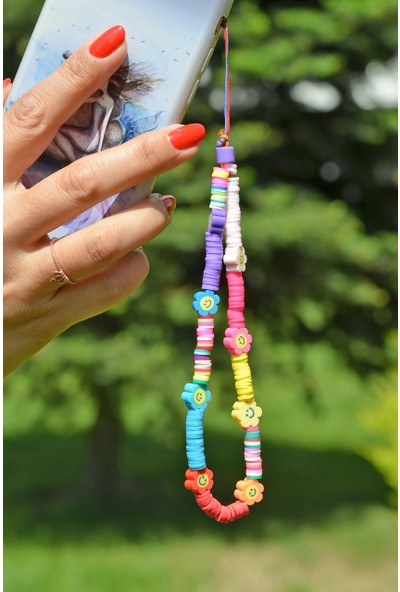 Sacce Scarves&Accessories Gülen Çiçek Fimo Çok Renkli Telefon Aksesuarı Charmı Askısı Sacce Scarves&Accessories Gülen Çiçek Fimo Çok Renkli Telefon Aksesuarı Charmı Askısı