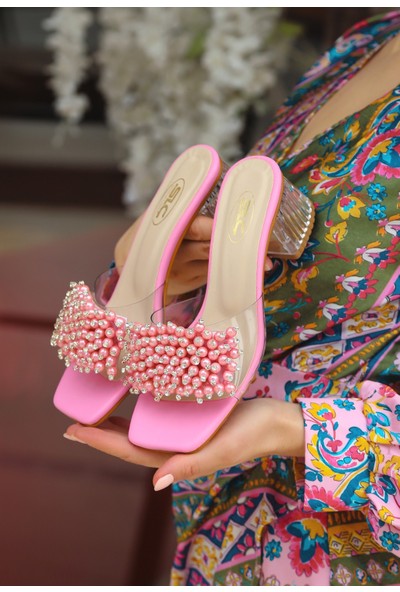 Erbilden Sion Pembe Cilt Boncuklu Topuklu Terlik Erbilden Sion Pembe Cilt Boncuklu Topuklu Terlik