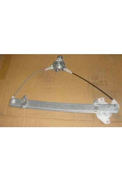 Ypc Hyundai Accent- 95/97 Ön Cam Krikosu R Manuel